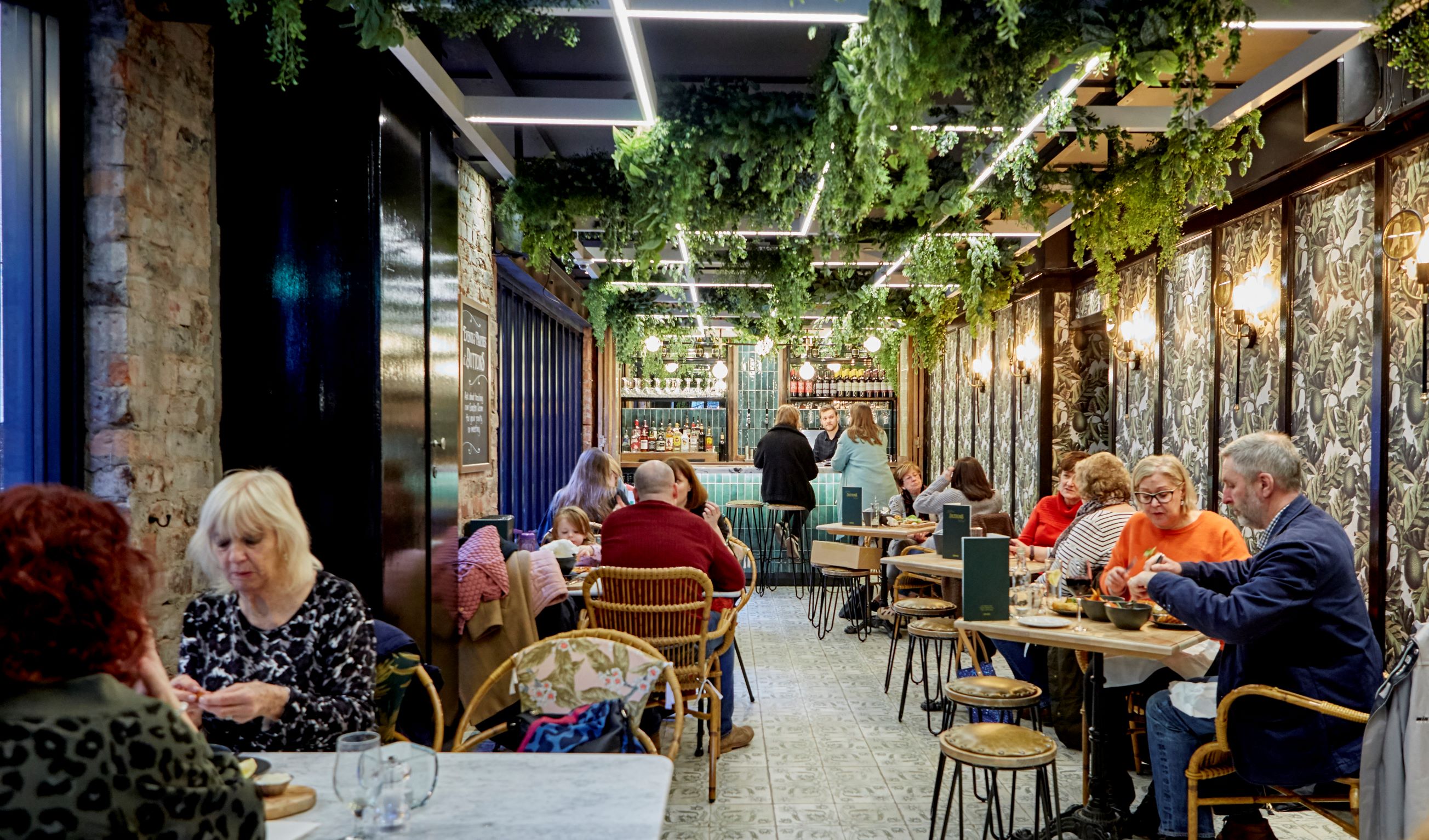 Use the power of the pub to level up, Localis report urges - Localis